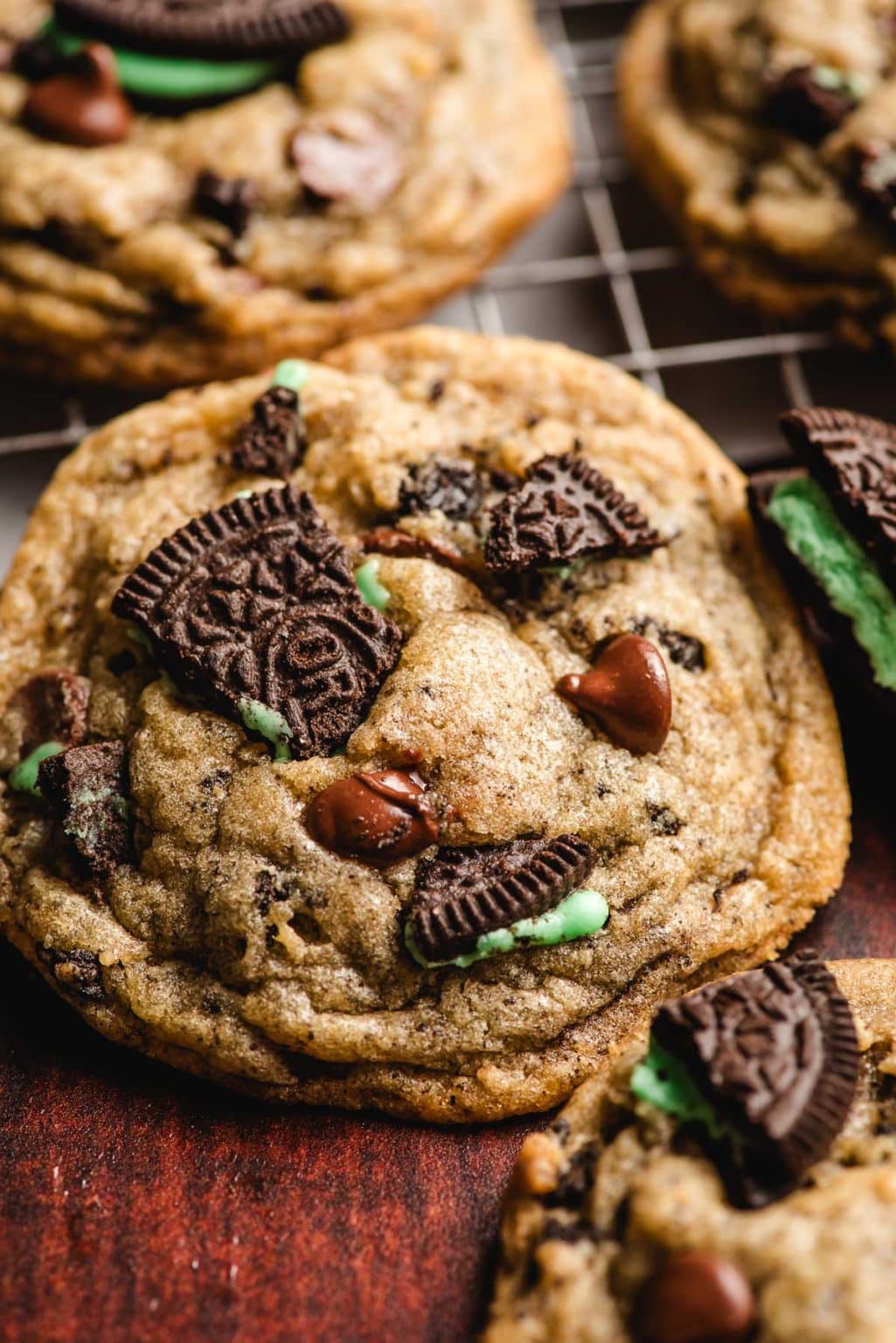Mint Oreos Chocolate Chip Cookies - 30 min recipe. No-chill dough.