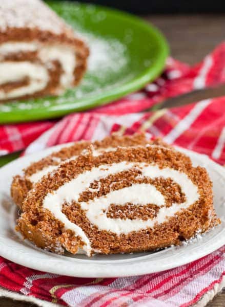 Pumpkin Cream Cheese Roll | NeighborFood