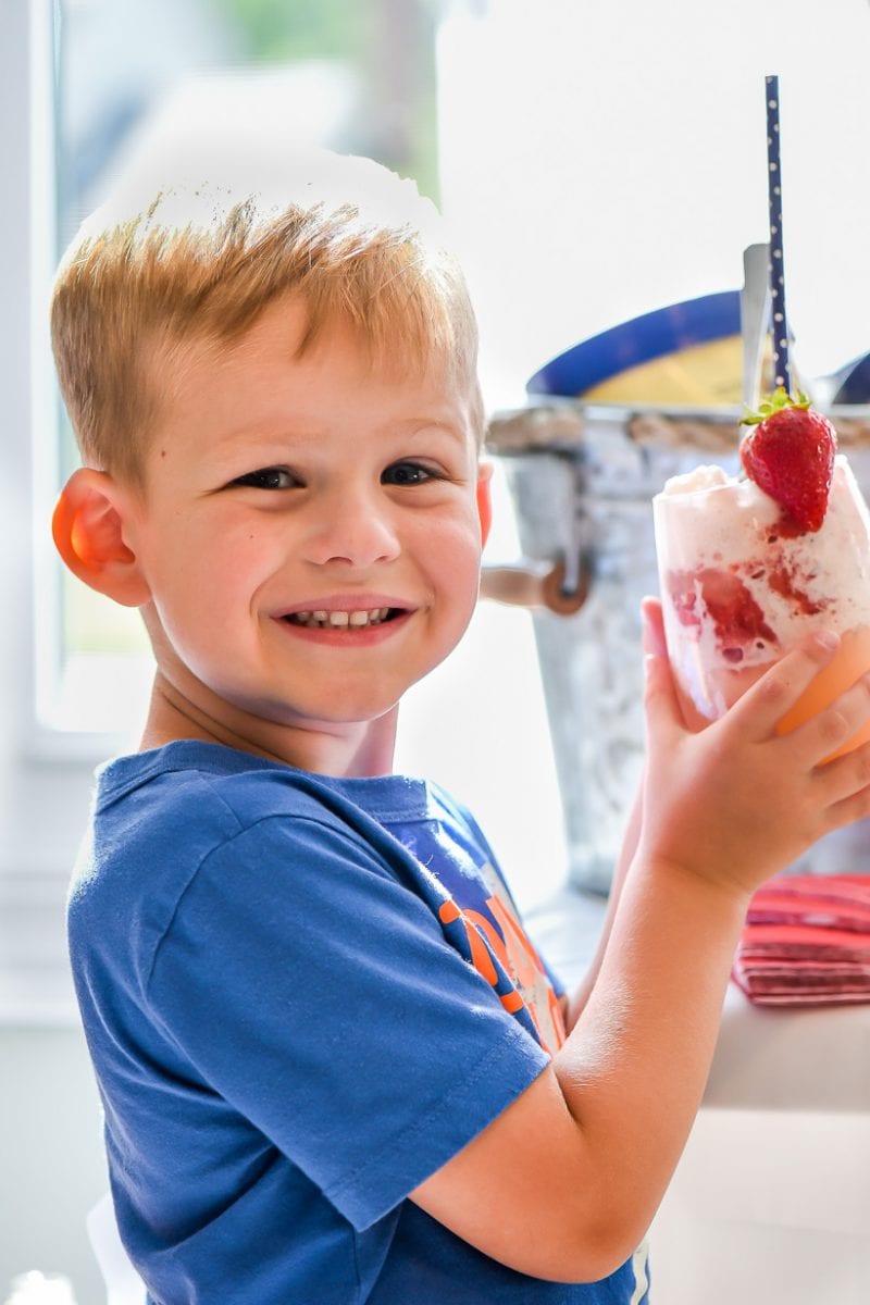 5 Fun Ice Cream Float Ideas for Your Next Party - NeighborFood