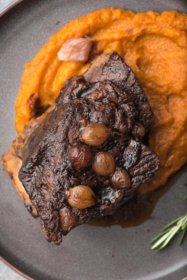 Beef Short Ribs Recipe (Meat Melts Off the Bone!) - NeighborFood