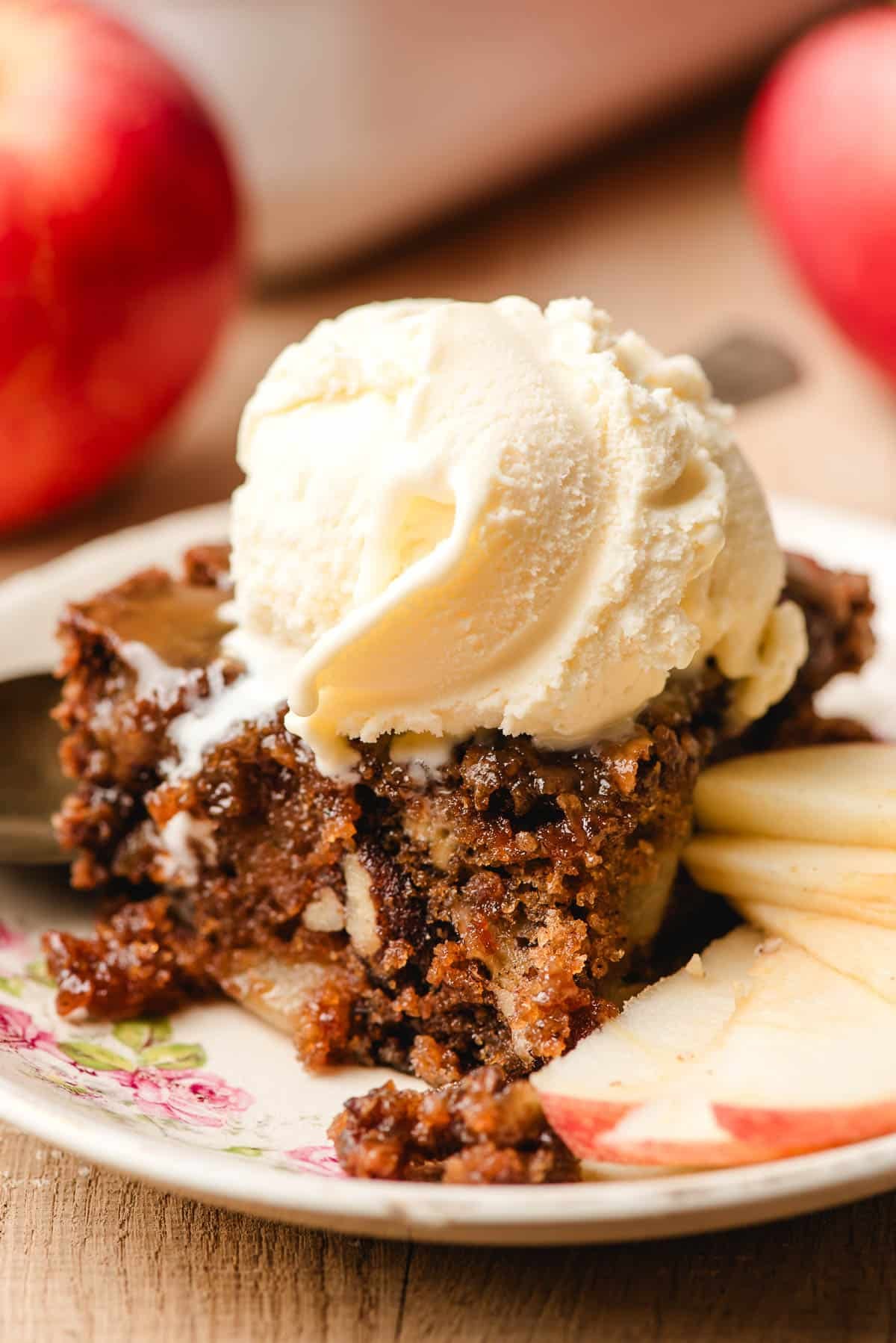 Caramel Apple Dapple Cake - NeighborFood