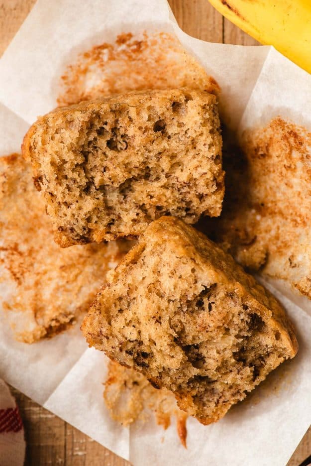 Easy Sour Cream Banana Muffins - NeighborFood
