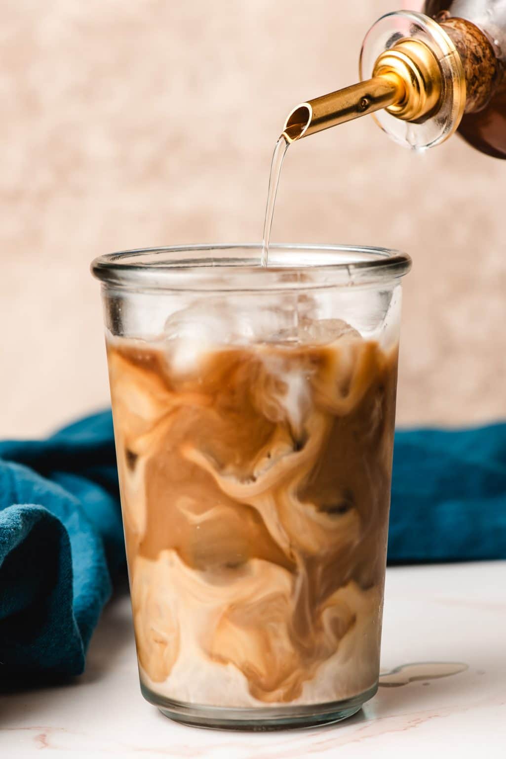 Easy Cane Sugar Syrup Recipe - NeighborFood